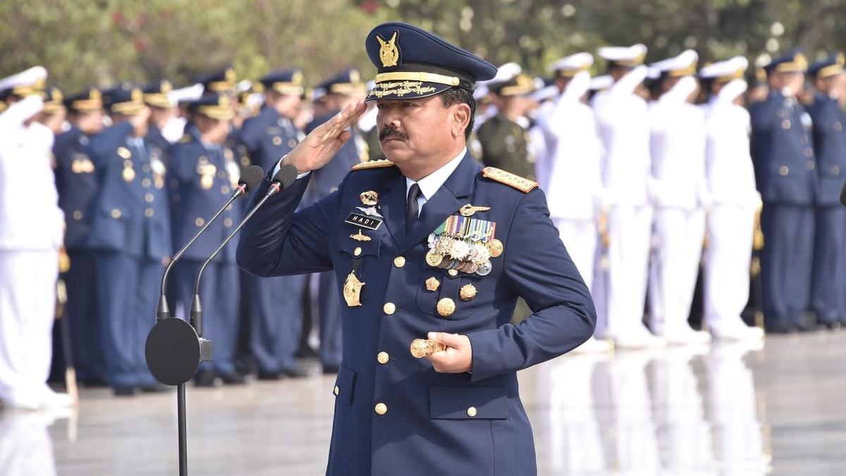 Jelang HUT ke-74 TNI, Panglima TNI Ziarah ke Makam BJ Habibie - News ...