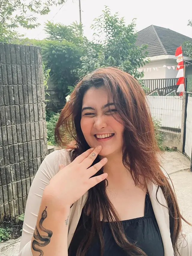 7 Fakta Mengejutkan Talitha Curtis, Rahasia Orang Tua Angkat hingga ...