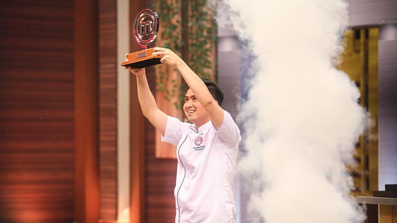 Profil Gio Juara Masterchef Indonesia Season 10, Alumni Institut ...