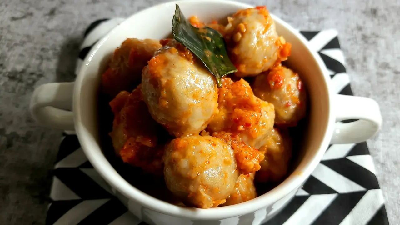 8 Resep Pentol Mercon, Pilihan Menu dengan Sensasi Pedas yang Menggoda Lidah - Hot Liputan6.com