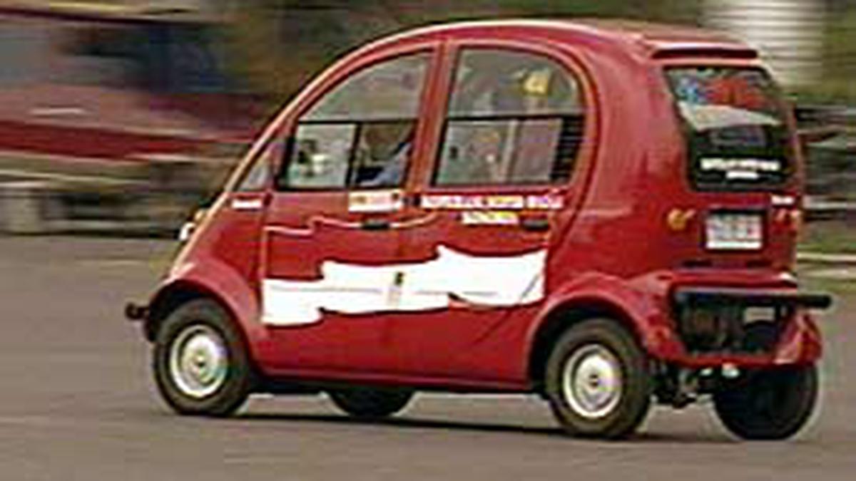 Mobil Kancil Diujicoba Sopir Bajaj - News Liputan6.com