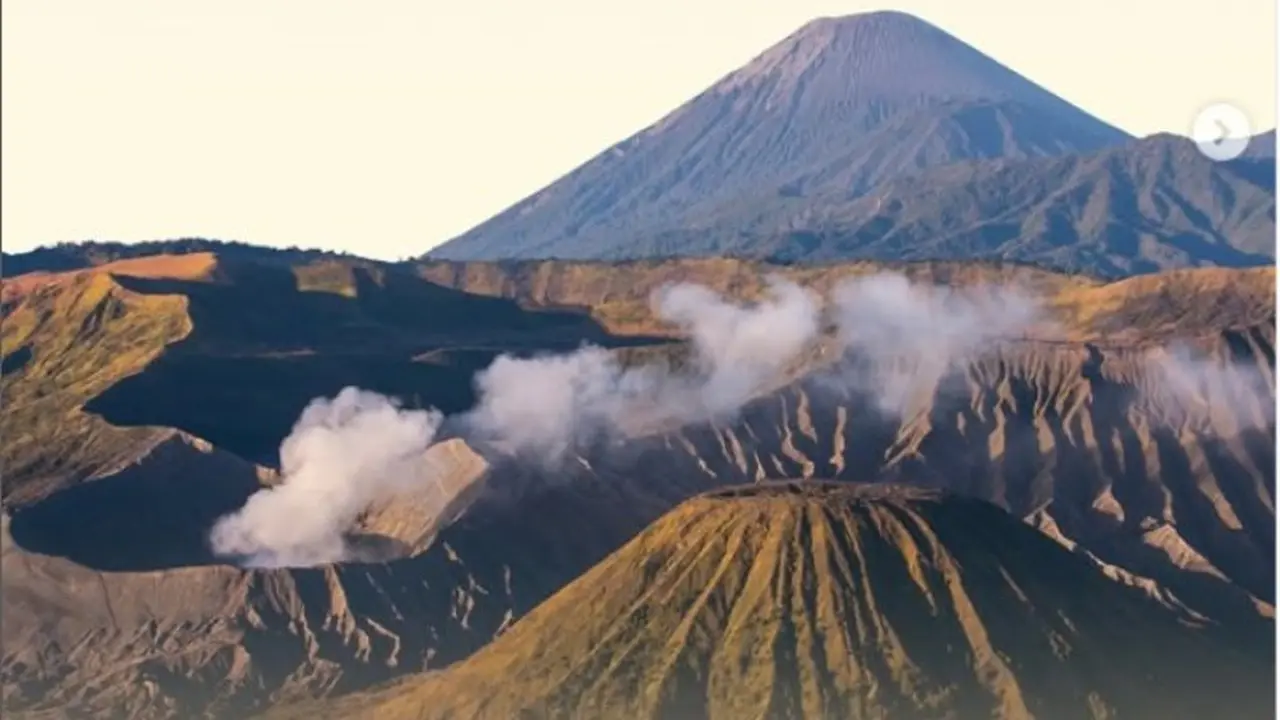 Daftar Gunung di Pulau Jawa Berdasarkan Ketinggian, Lokasi, dan ...