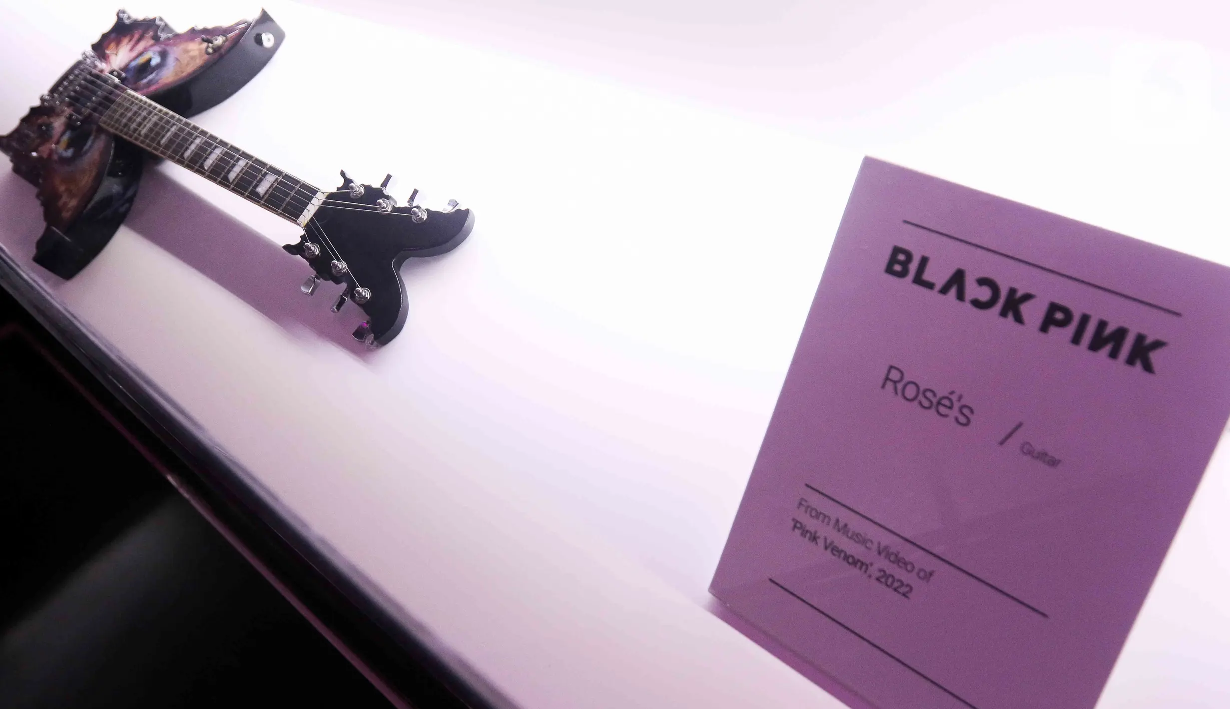 Pameran Instalasi Blackpink Hadir di Senayan Park, Tampilkan Pakaian ...