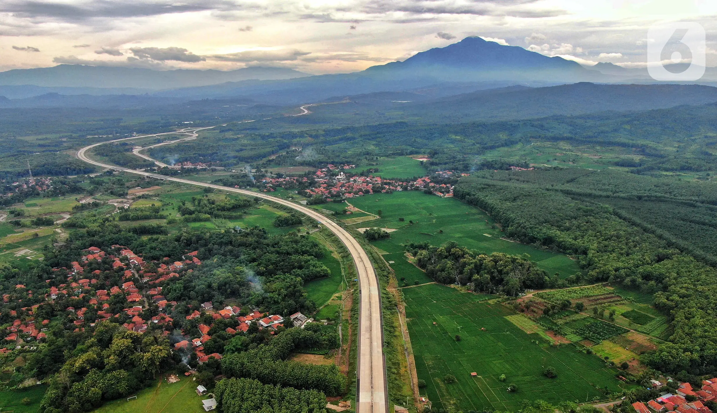 Progres Pembangunan Tol Cisumdawu - Foto Liputan6.com