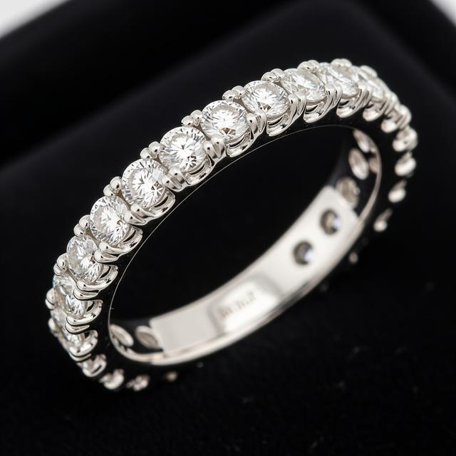 7 Model Cincin Nikah Emas Putih, Inspirasi Tampil Elegan di Momen Sakral