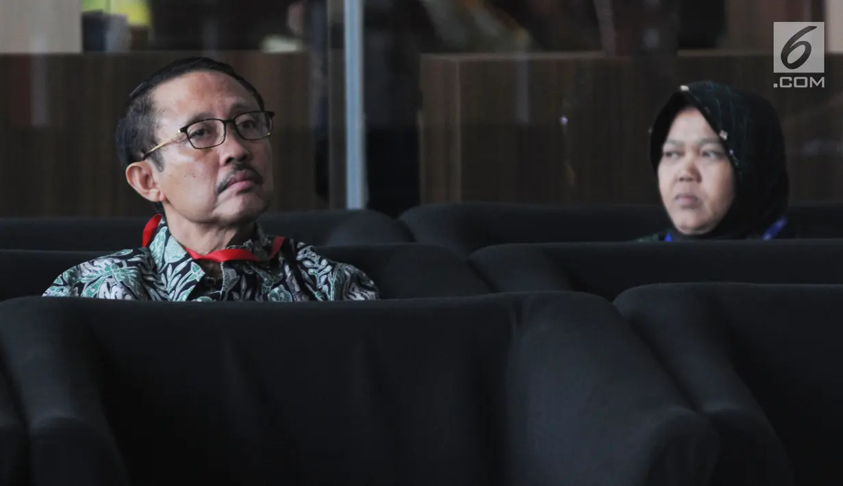 FOTO: Kasus BLBI, KPK Periksa Mantan Kepala BPPN I Putu Gede Ary Suta - Foto Liputan6.com