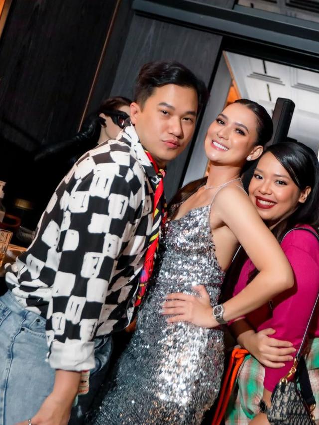 7 Potret Pesta Ultah Mayang Yudittia Rayakan Bertema 70's Disco Party ...