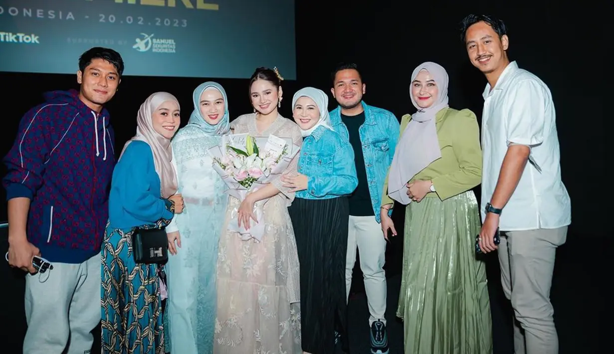 Potret Geng Mamayu di Premiere Film Baru Syifa Hadju, Kompak Meski Tidak Full Team - Foto ...