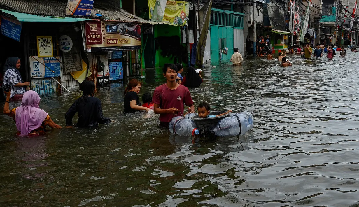 Masuk Hari Keempat, Banjir Rob di Pesisir Utara Jakarta Rendam Sembilan RT dan Satu Ruas Jalan ...