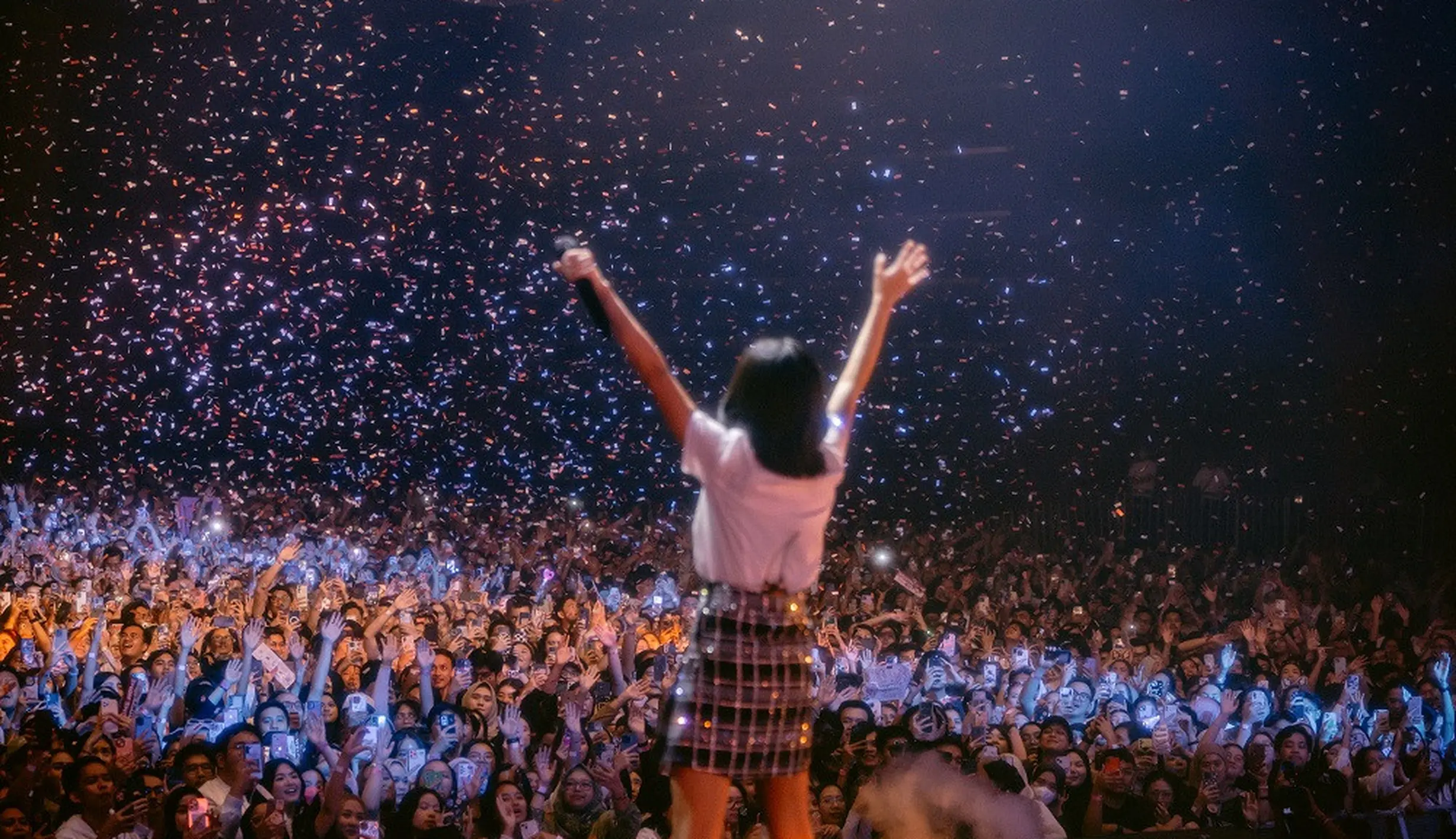 Potret Niki di Nicole World Tour in Jakarta Bawakan 20 Lagu, Penuh dan Seru