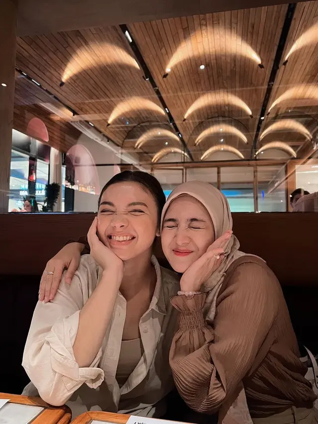 6 Potret Cut Syifa Hadiri Perayaan Ultah Angela Gilsha dan Reuni dengan ...