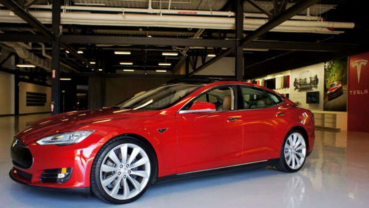 Tesla Kembangkan Teknologi Mobil Tanpa Supir - Tekno Liputan6.com