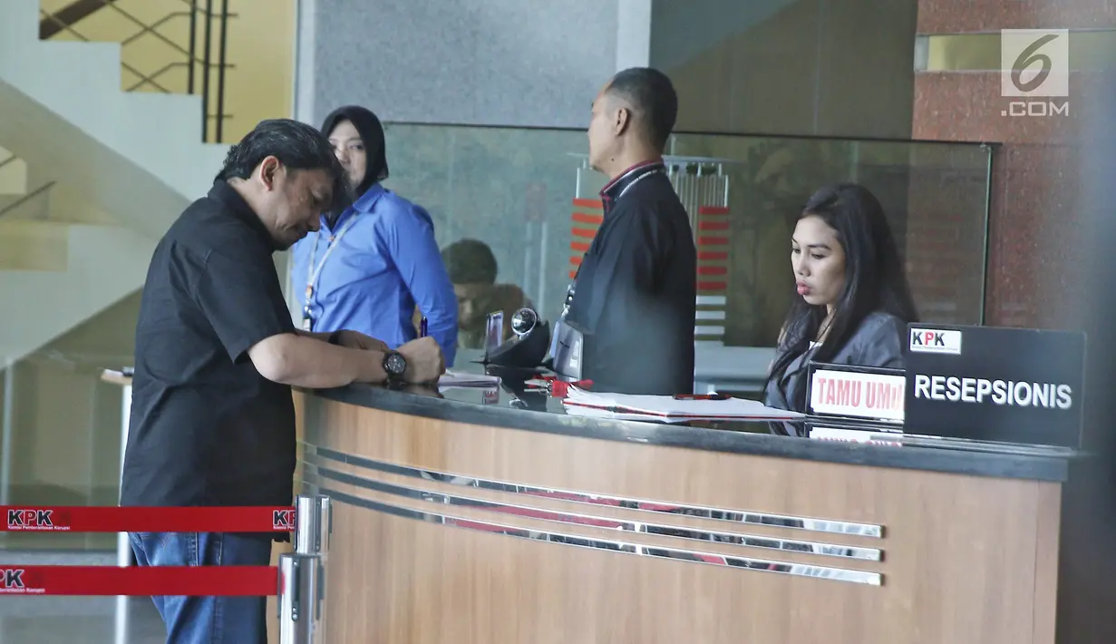 FOTO: Dalami Kasus Emirsyah Satar, KPK Panggil Mantan Petinggi Garuda Indonesia - Foto Liputan6.com