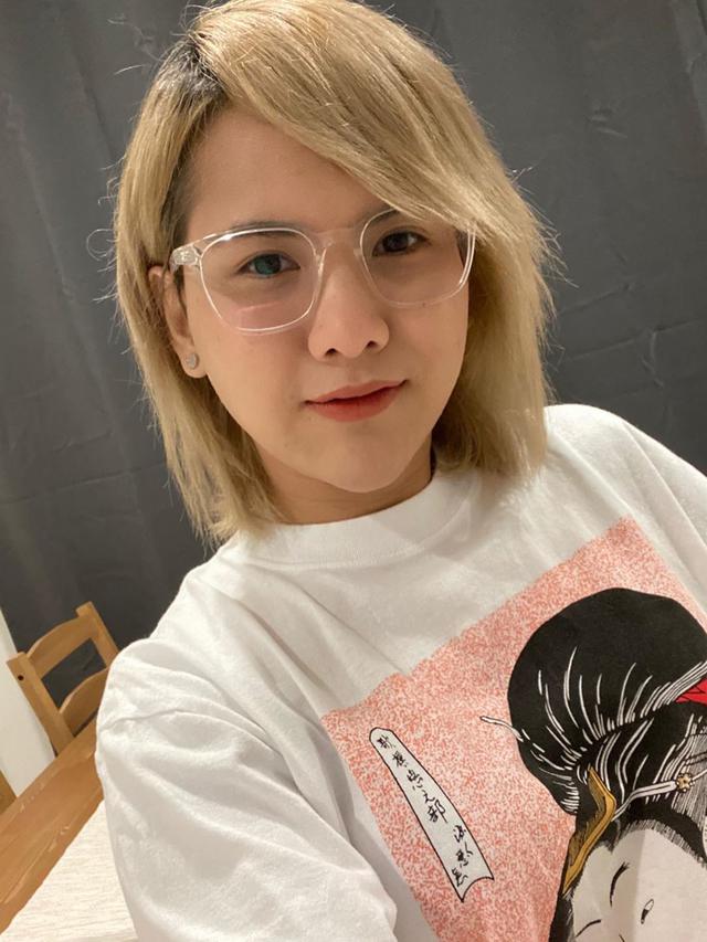 Dulu Tomboi, Ini 7 Potret Transformasi Evelyn Mantan Istri Aming Tampil ...