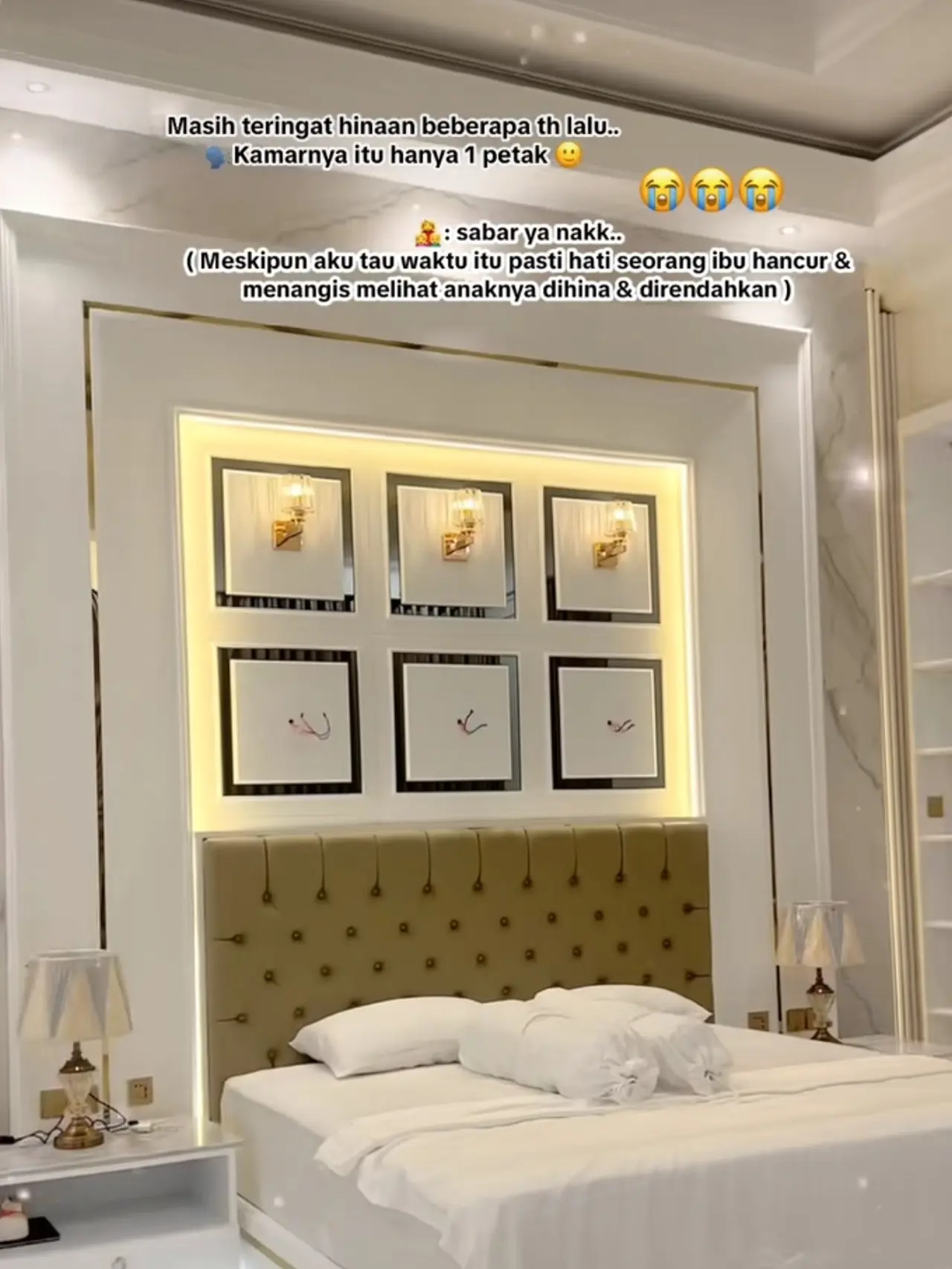 10 Potret Rumah Angel Tacik Viral Bak Istana di Tengah Kampung, Mepet ...