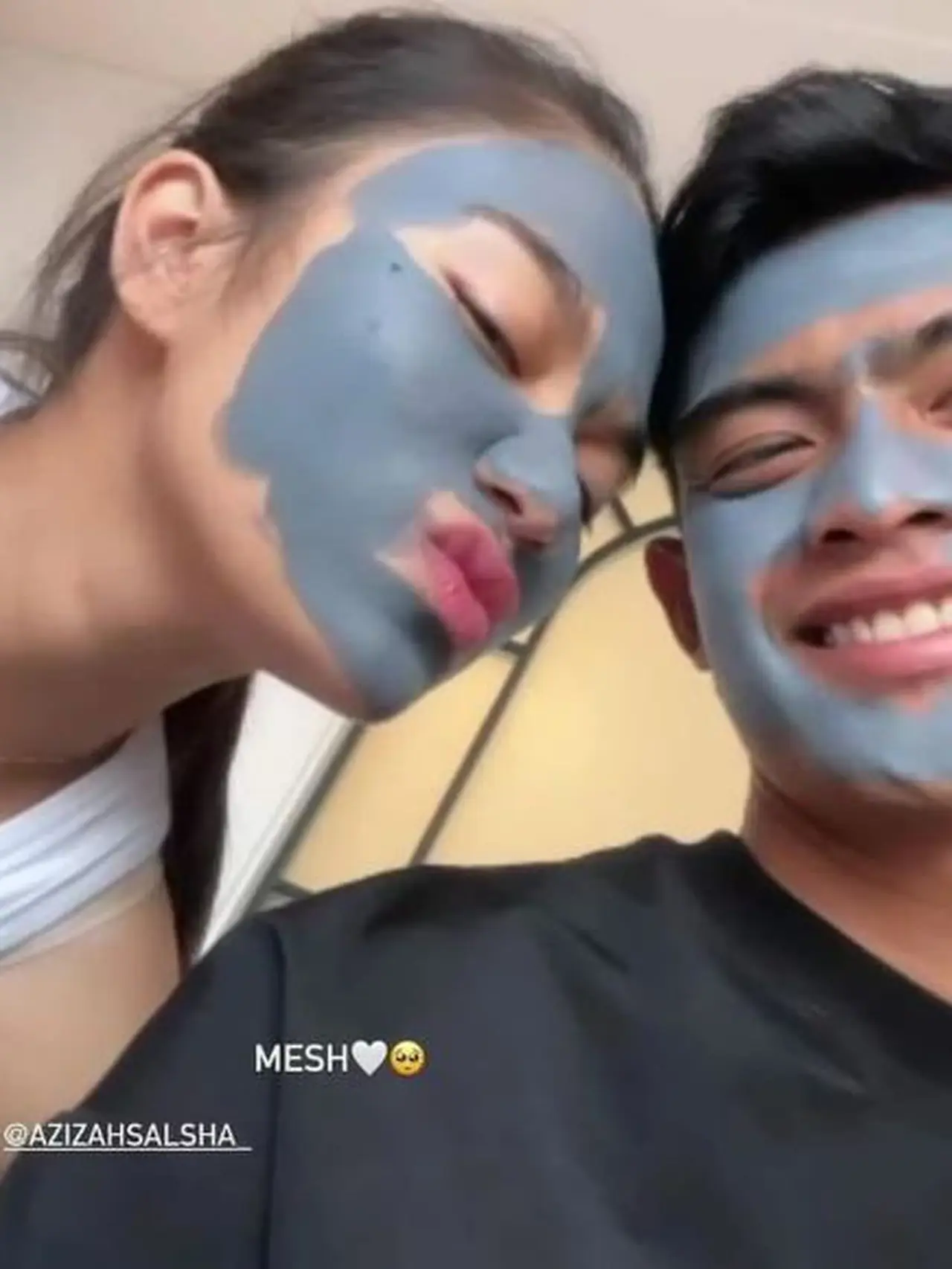 Arhan Ultah ke-22, Ini 5 Foto Azizah Salsha Beri Ucapan Selamat ke Suami - Hot Liputan6.com