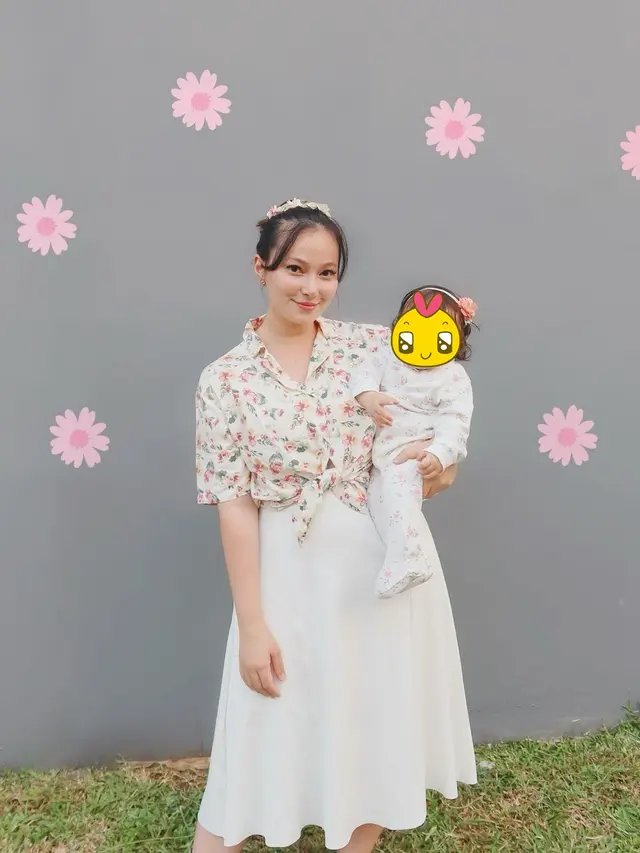 7 Gaya Asmirandah saat Momong Anak, Tetap Stylish - Hot Liputan6.com