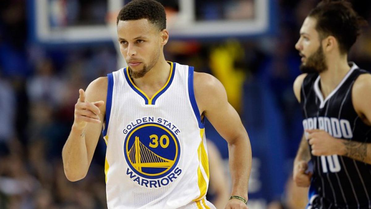 Golden State Warriors dan Curry Torehkan Sejarah Baru di NBA