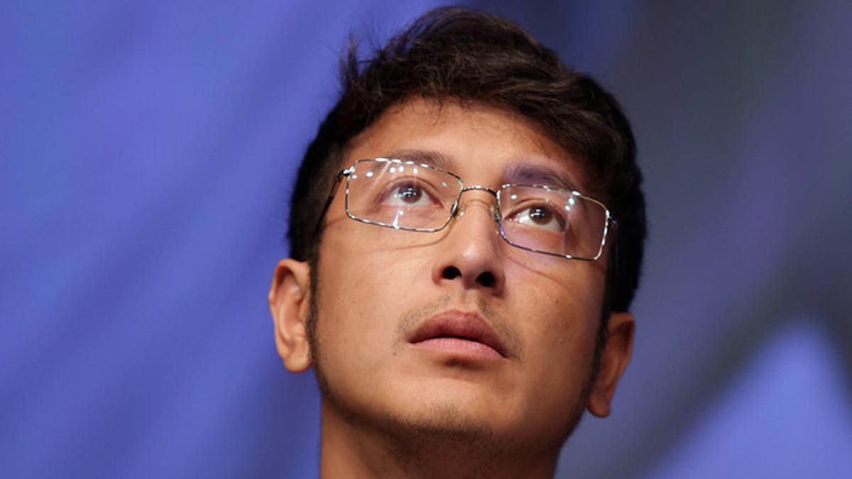 Dimas Anggara Jadi Anak Autis di Film Dancing In The Rain ...