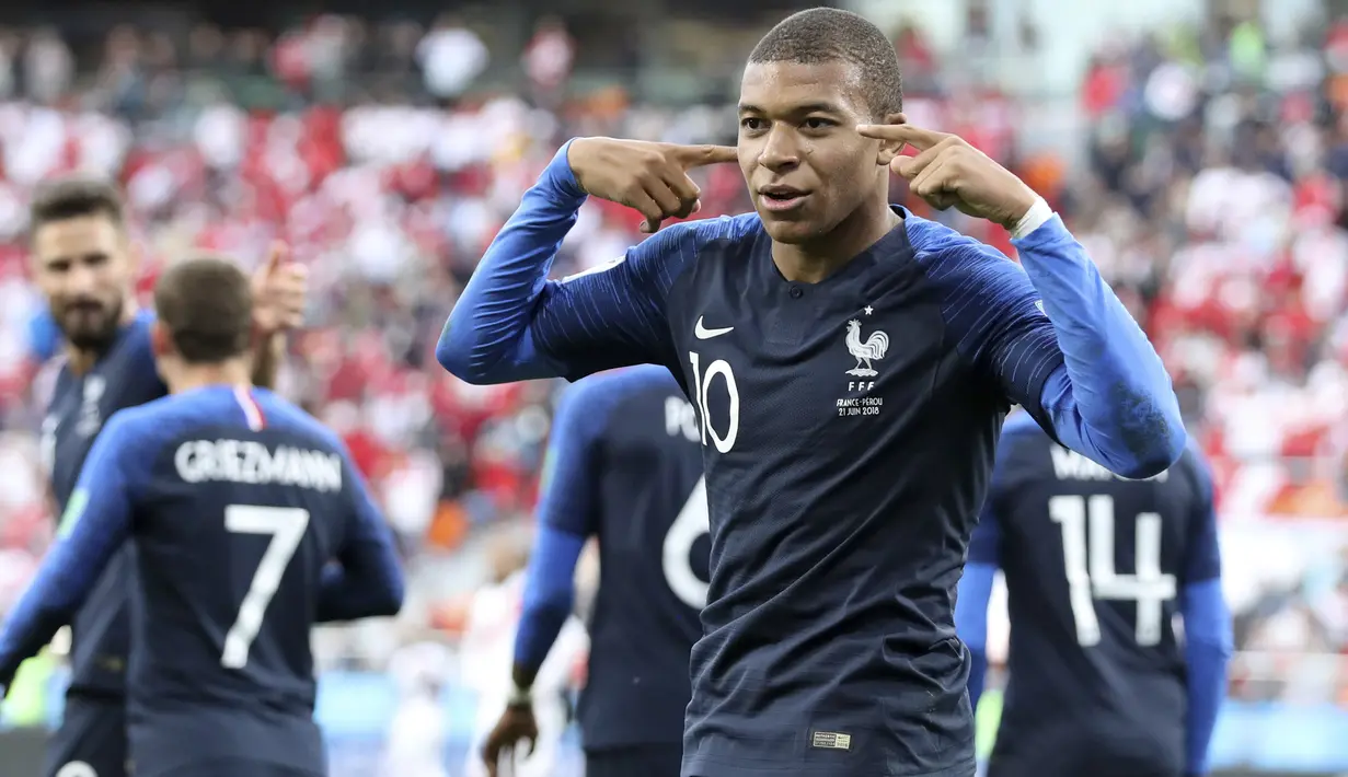 FOTO: Kylian Mbappe, Pencetak Gol Termuda Prancis di Piala Dunia - Pesta Bola Rusia Bola.com