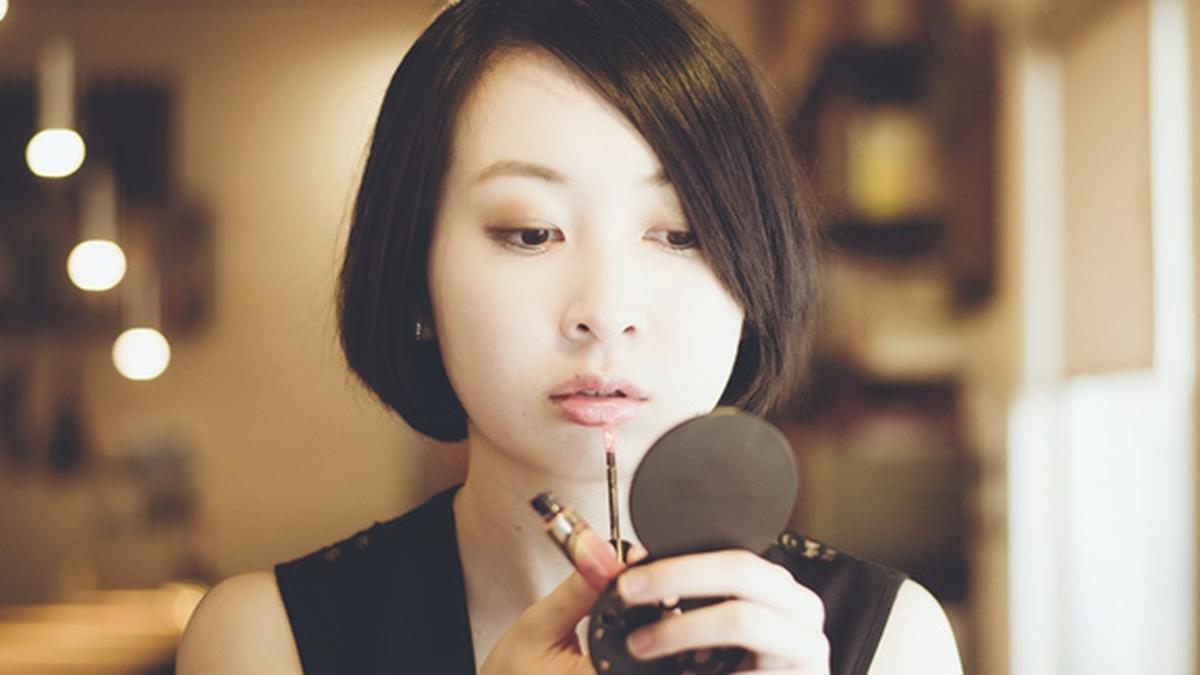 Byojaku, Tren Makeup Pucat Ini Populer di Jepang - Beauty Fimela.com