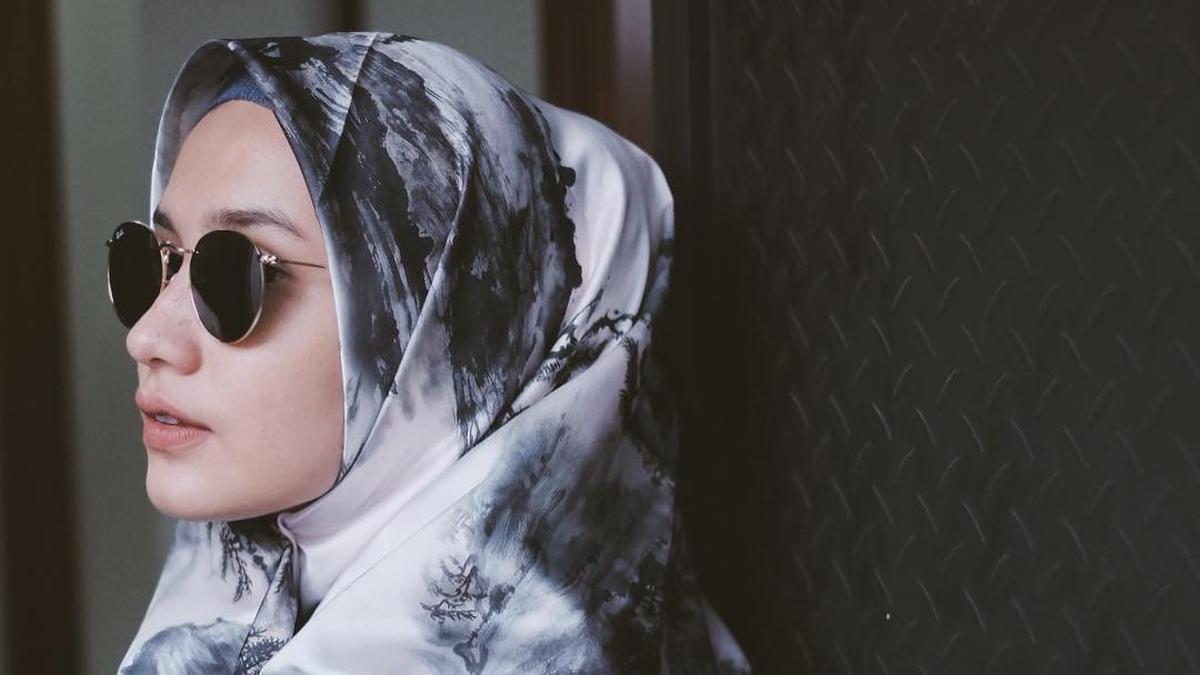 Tutorial Hijab Segiempat Yang Cantik Untuk Lebaran 2017