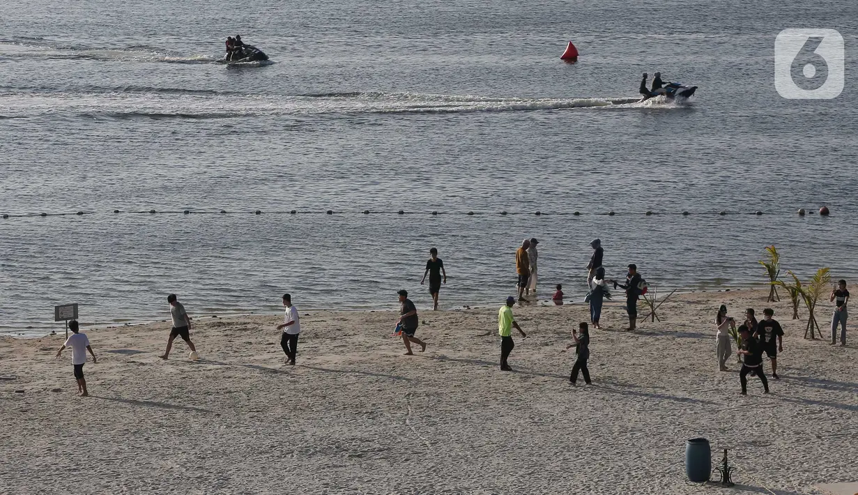 Pantai Ancol Masih Jadi Lokasi Favorit Warga Habiskan Waktu Libur - Foto Liputan6.com