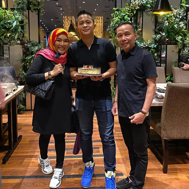 Sudah Dapat Restu, Ini 6 Kedekatan Pacar Syifa dan Keluarga Ayu Ting Ting