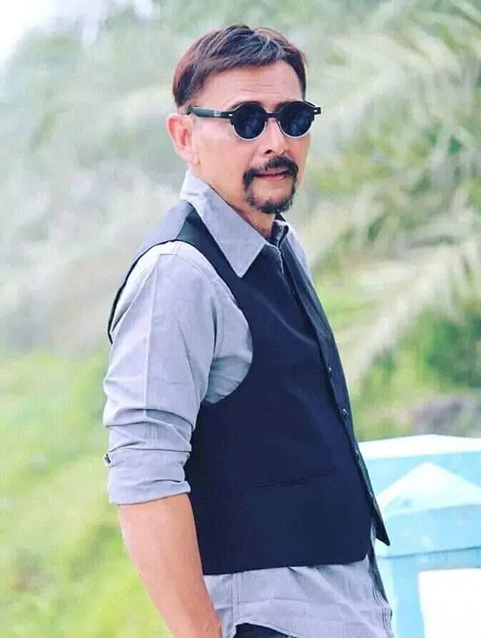 Dikenal dengan Peran Antagonis, Intip 10 Potret Rumah August Melasz di ...