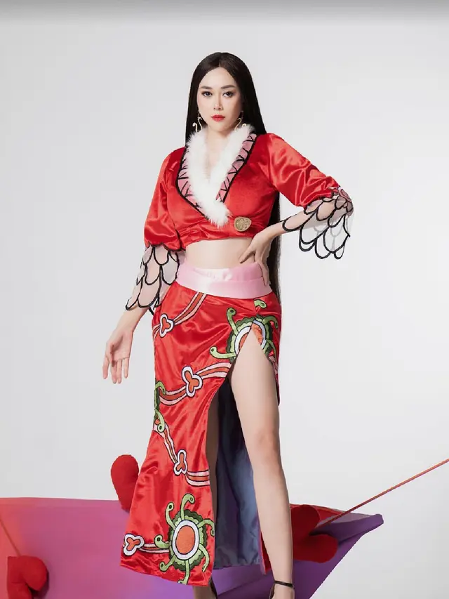 6 Potret Aura Kasih Cosplay Jadi Boa Hancock Di Anime One Piece Ini Mirip Banget Hot