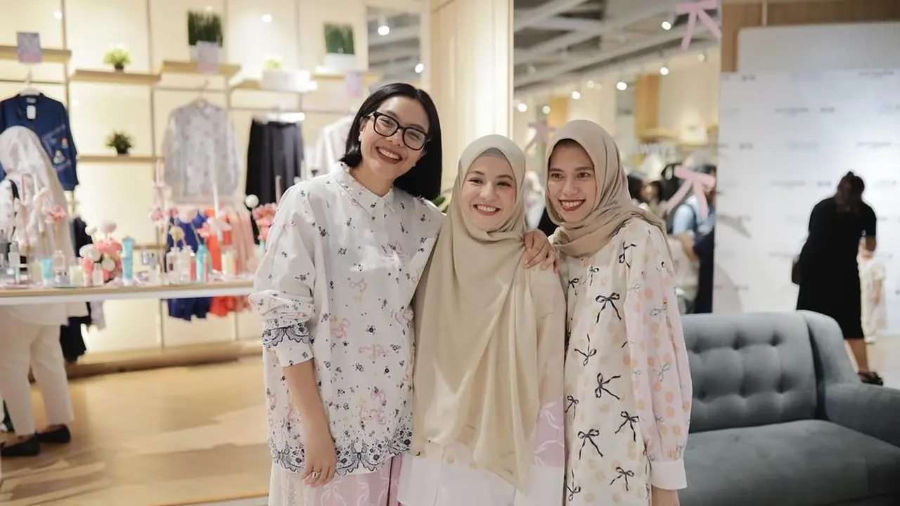 Inspirasi Gaya Coquette Aesthetic untuk Ramadan dan Lebaran dari Koleksi Cottonink x IKYK ...