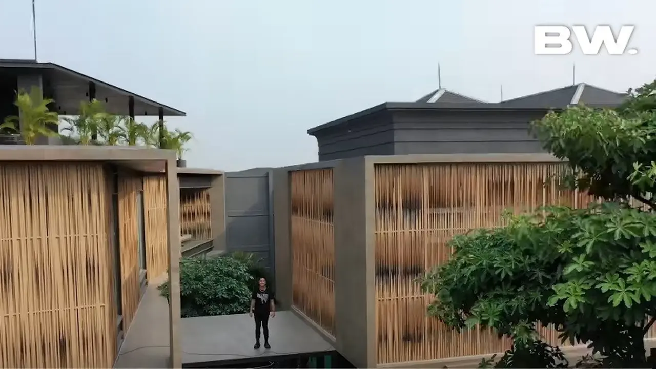 8 Potret Rumah Baru Boy William, Mewah Seperti Hotel Berbintang di Bali