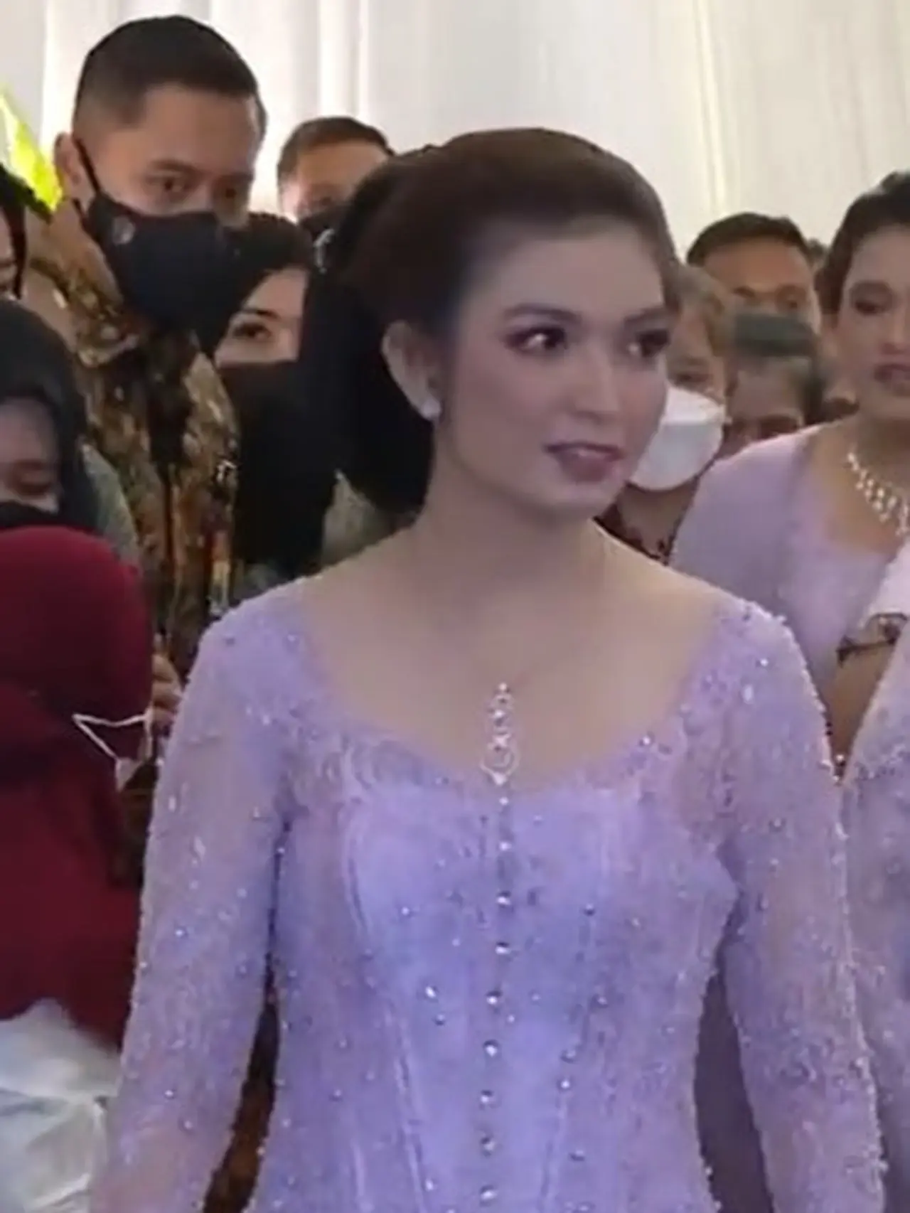 Pesona Selvi Ananda Curi Perhatian di Rangkaian Pernikahan Kaesang-Erina, Anggun dalam Balutan ...