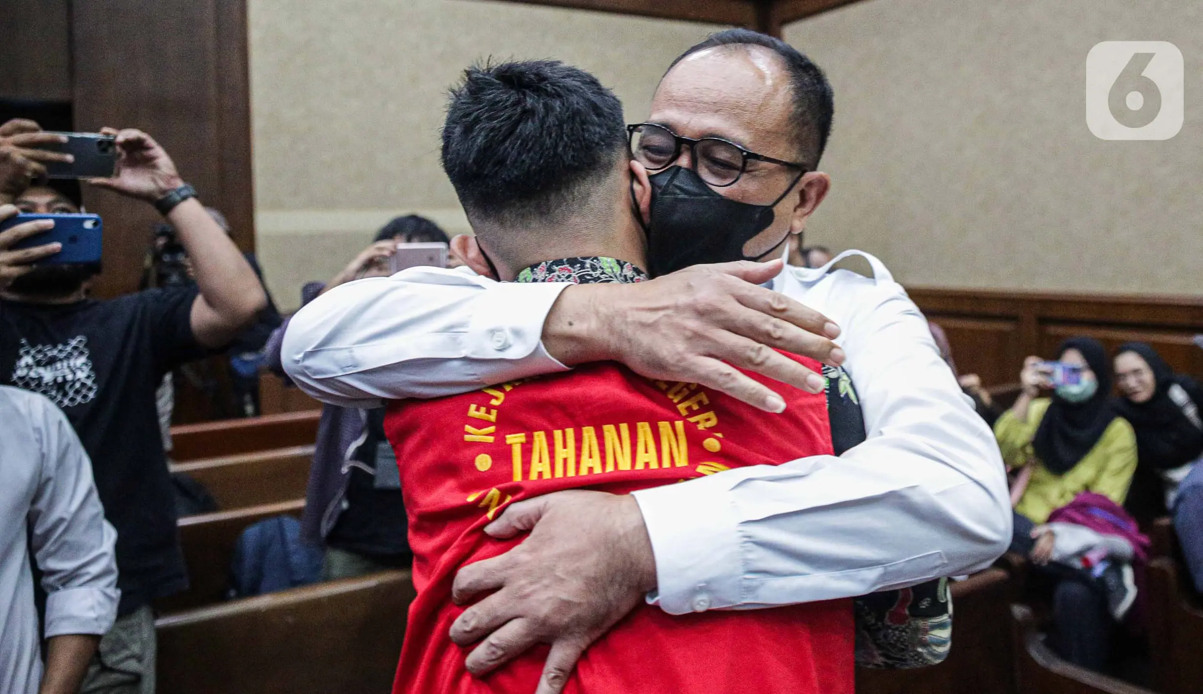 Mario Dandy Peluk Erat Rafael Alun Sesaat Sebelum Jadi Saksi Kasus ...
