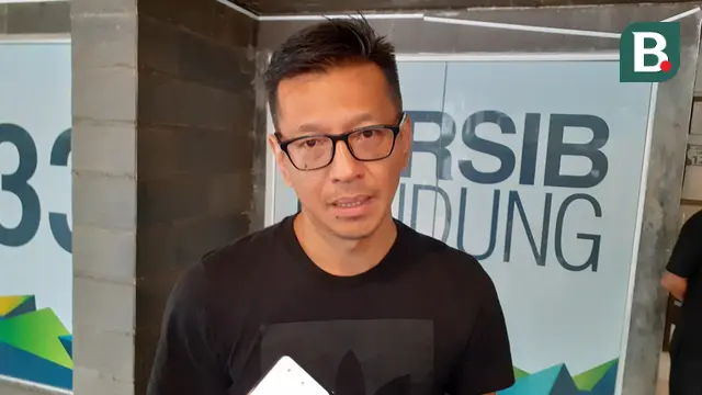 Bobotoh Sebar Pamflet Hujatan untuk Manajemen Persib, Teddy Tjahjono ...