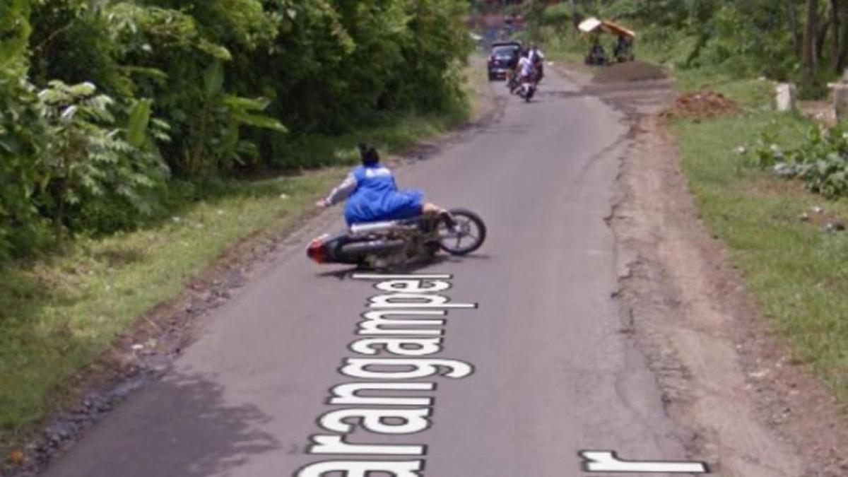 5 Momen Kocak Emak-Emak Tertangkap Kamera Google Maps, Sangat di Luar ...