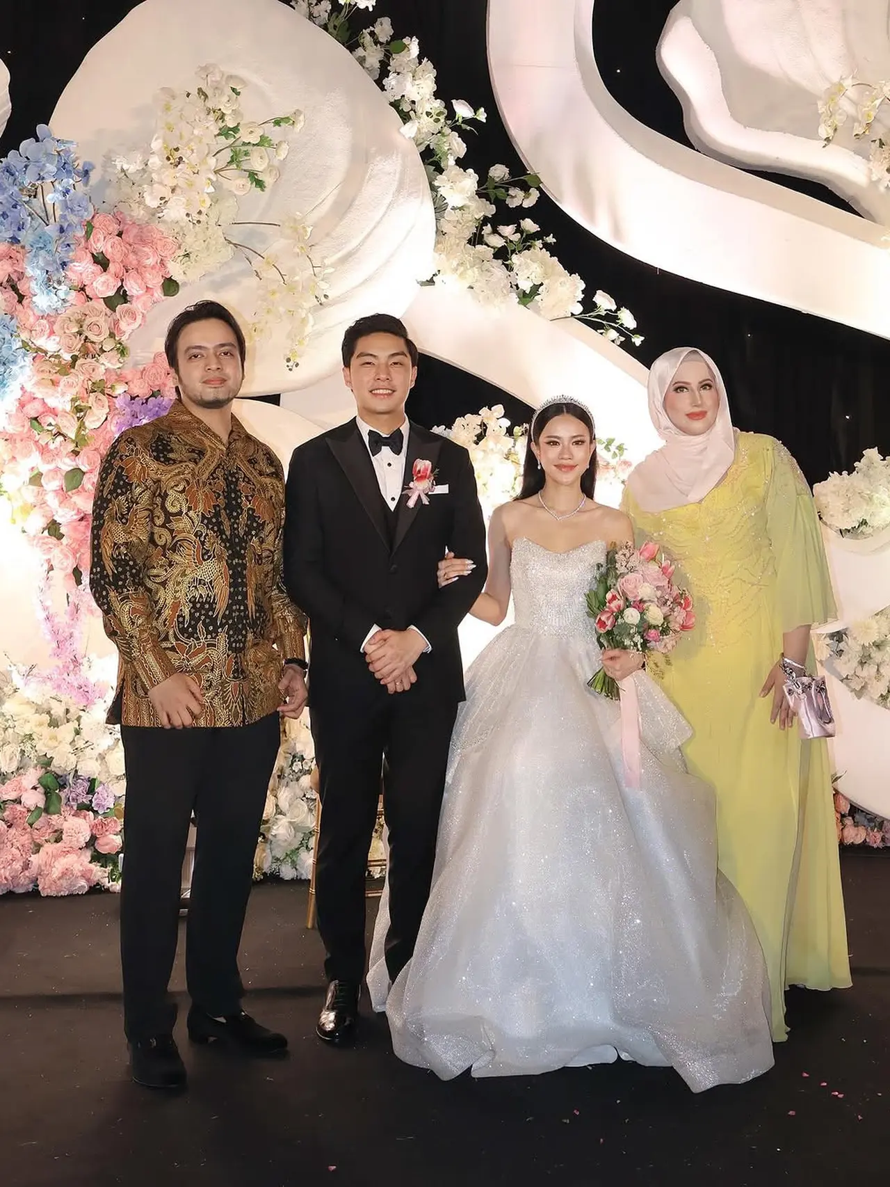 6 Potret Terbaru Suami Tasyi Athasyia Turun Berat Badan 20 Kg, Bikin ...