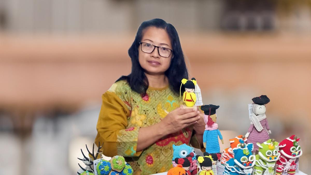 Pingwen Handcraft, Kisah Sukses Usaha Rajut Ramah Lingkungan - Regional ...