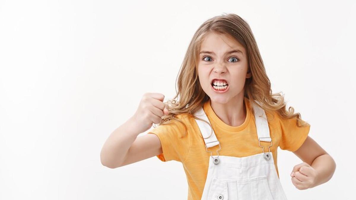 7 Tips Menghadapi Anak Remaja yang Sensitif dan Mudah Marah - Parenting ...