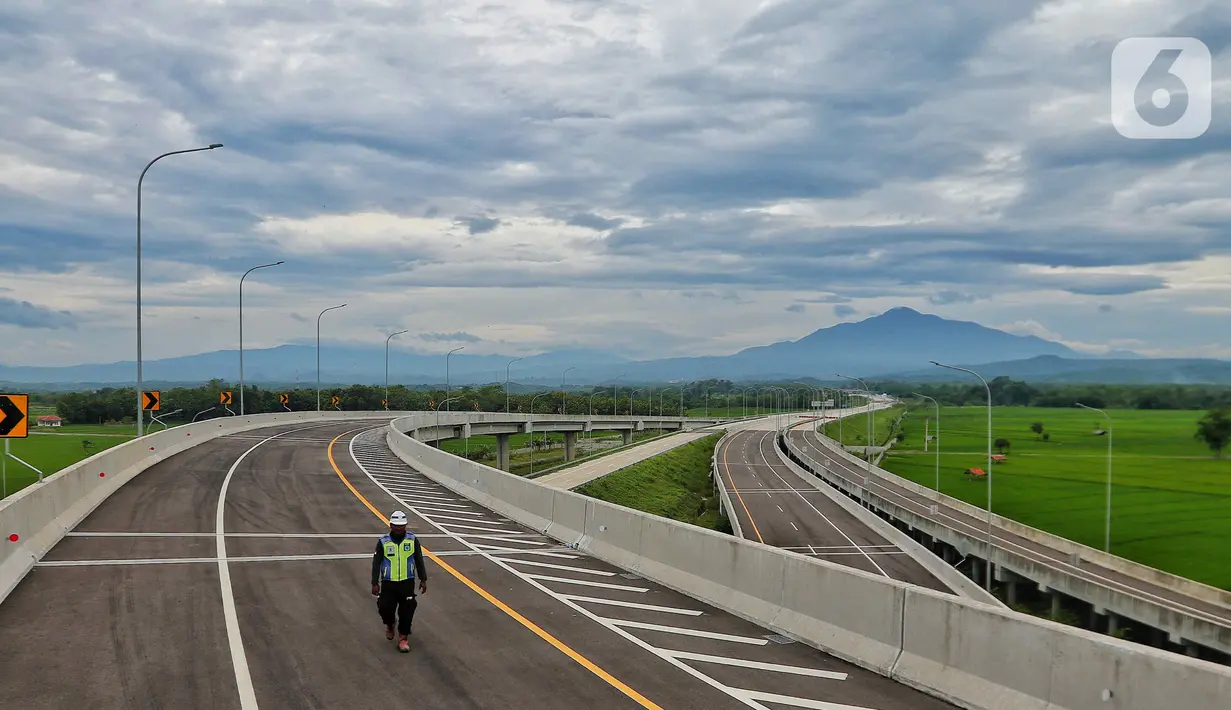 Progres Pembangunan Tol Cisumdawu - Foto Liputan6.com