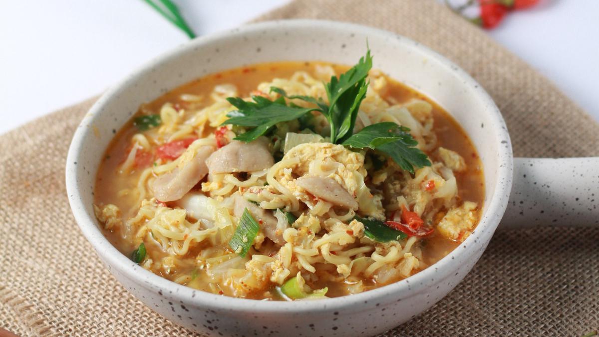 5 Resep Mie Nyemek Penghangat Badan Bikin Kenyang