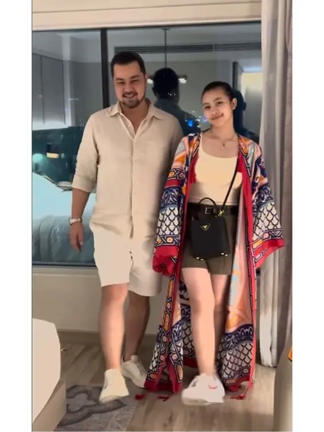 6 Potret Sultan Djorghi dan Aquene Aziz Trip ke Bangkok, Ayah dan Anak ...