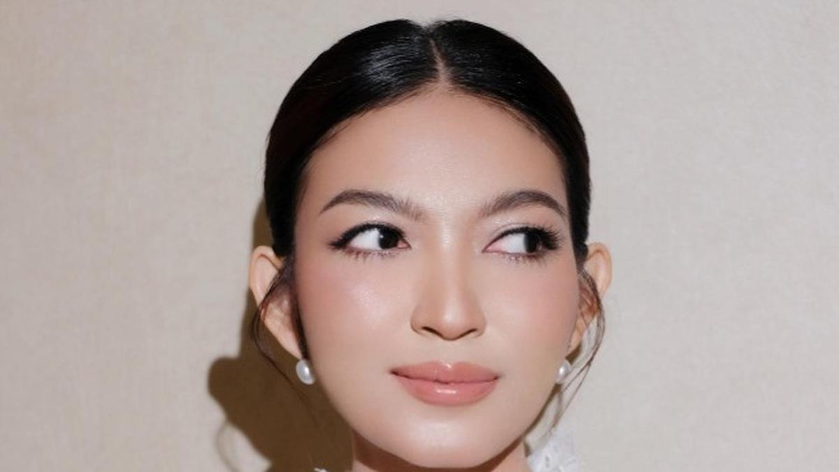 Foto-foto Selvi Ananda Cantik Kenakan Busana Buatan Lokal, Mewah bak ...