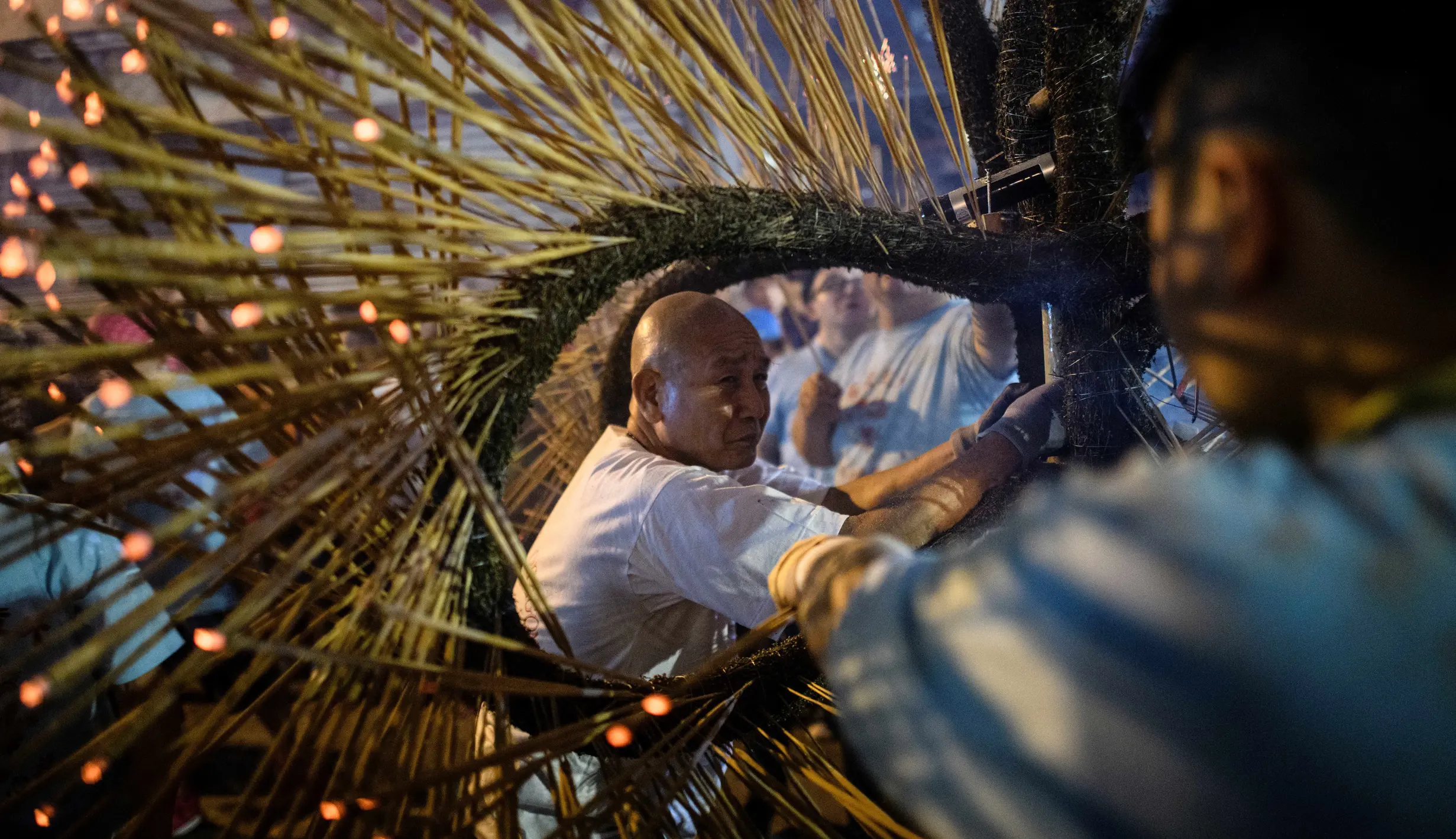 PHOTO: Tari Naga Api, Tradisi Cegah Nasib Buruk yang Jadi Hiburan di ...