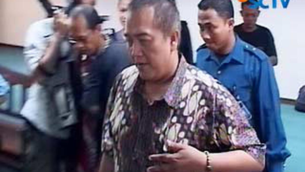 Dudhie Makmun Murod Jalani Sidang Perdana - News Liputan6.com