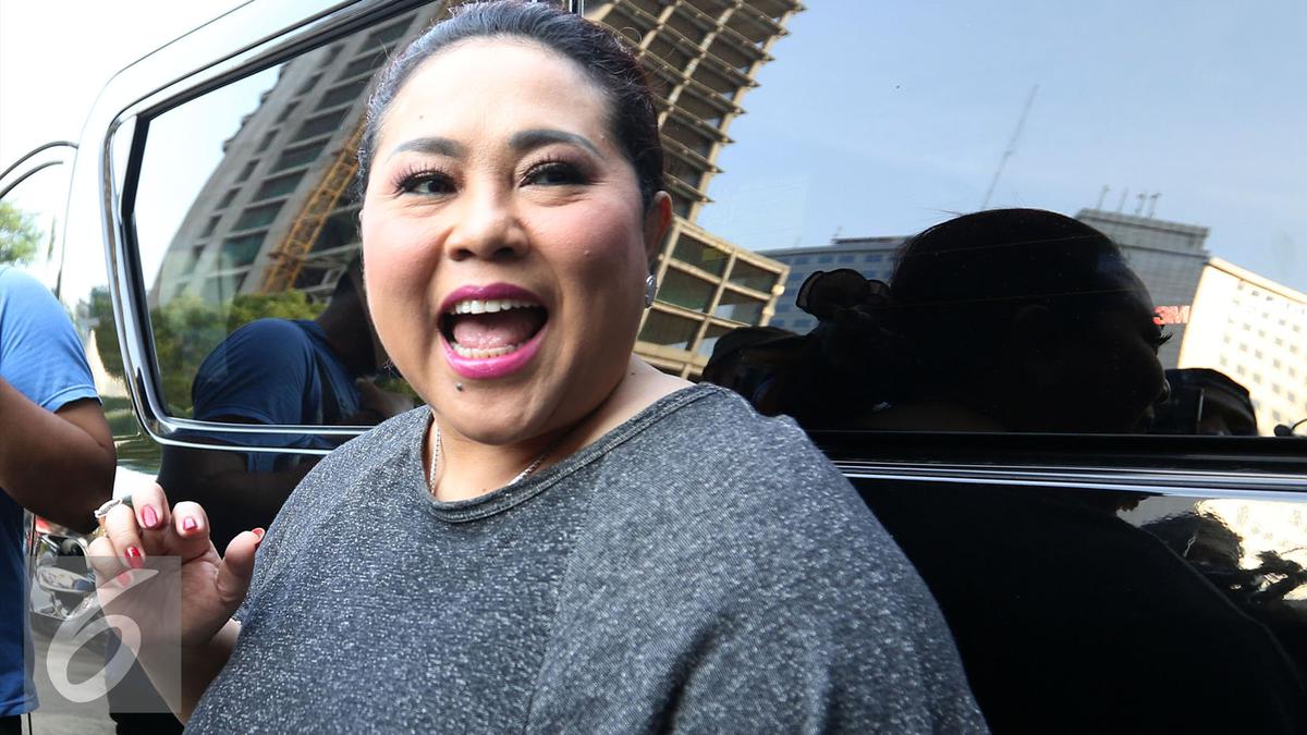 Beredar Kabar Artis Nunung Meninggal Dunia, Benarkah?