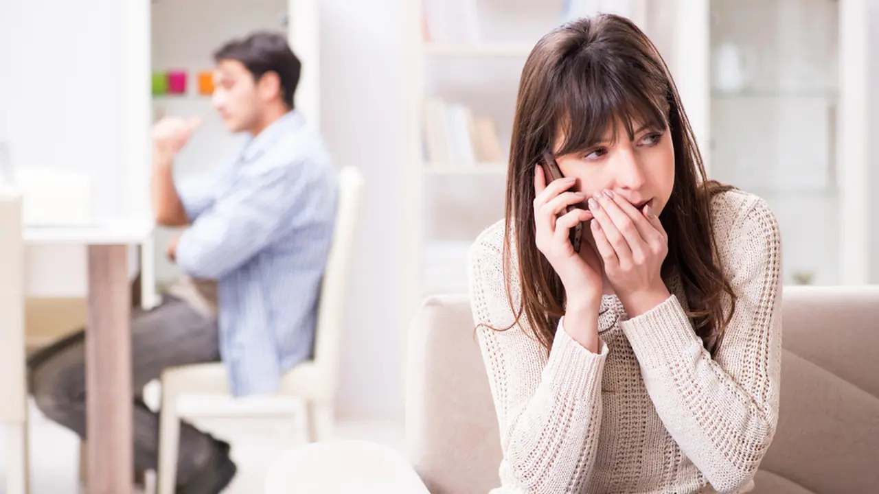 Mengenal Istilah Backstreet yang Perlu Kamu Tahu - Relationship Fimela.com