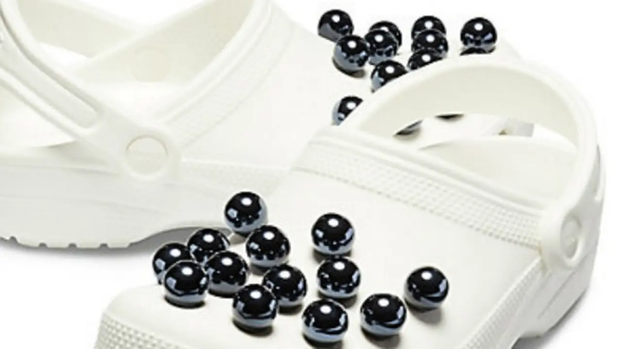 Unik, Crocs Buat Sepatu dengan Hiasan Mirip Bubble - Citizen6 Liputan6.com