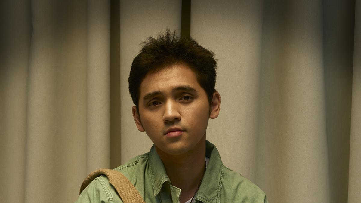 Syahravi Luncurkan Single Diantara Kata sebagai Tribute untuk Sang ...