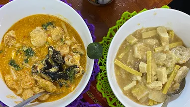 17 Rekomendasi Tempat Makan Seblak di Bandung, Yuk Cicipi Kelezatannya